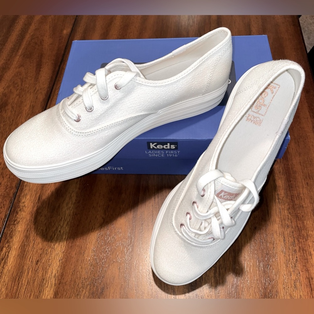 Keds Triple Kick Iridescent Lace-Up Sneakers Women’s … - Gem